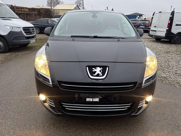 Black Peugeot 5008 2010 in Taurage, with an engine capacity of 1.56 L and mileage of 271 thousand km for 3400 €, photo 6 on AUTOMOTO.COM.LV