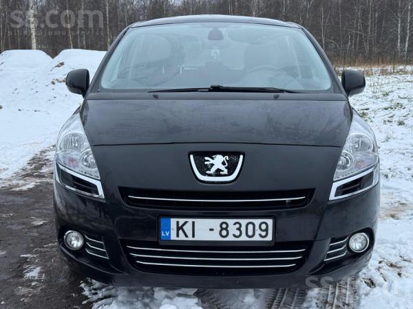 Melns Peugeot 5008 2010 Rīga, ar dzinēja tilpumu 2.00 L un nobraukumu 240 tūkst. km par 3950 €, foto 1 vietnē AUTOMOTO.COM.LV
