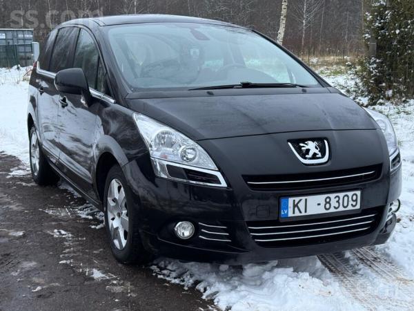 Melns Peugeot 5008 2010 Rīga, ar dzinēja tilpumu 2.00 L un nobraukumu 240 tūkst. km par 3950 €, foto 2 vietnē AUTOMOTO.COM.LV