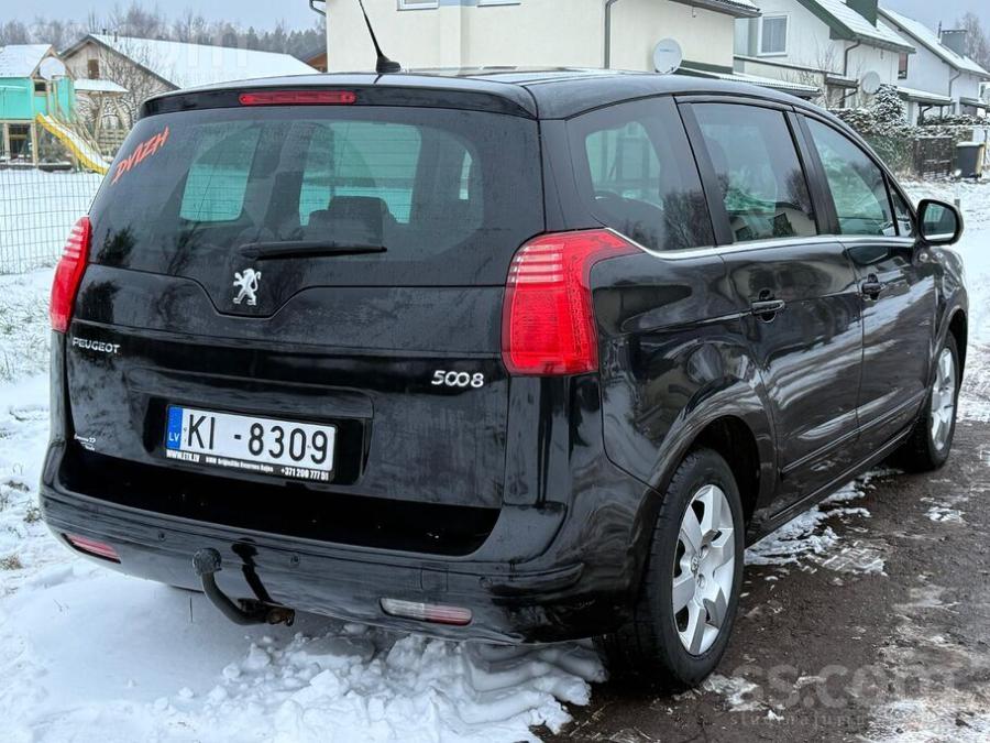 Melns Peugeot 5008 2010 Rīga, ar dzinēja tilpumu 2.00 L un nobraukumu 240 tūkst. km par 3950 €, foto 4 vietnē AUTOMOTO.COM.LV