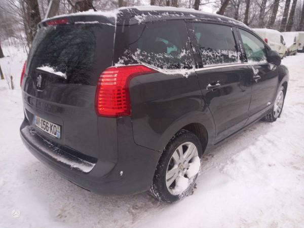 Black Peugeot 5008 2010 in Panevezys, with an engine capacity of 2.00 L and mileage of 230 thousand km for 3250 €, photo 3 on AUTOMOTO.COM.LV