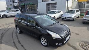 Black Peugeot 5008 2010 in Panevezys, with an engine capacity of 1.60 L and mileage of 193 thousand km for 2900 €, photo  on AUTOMOTO.COM.LV