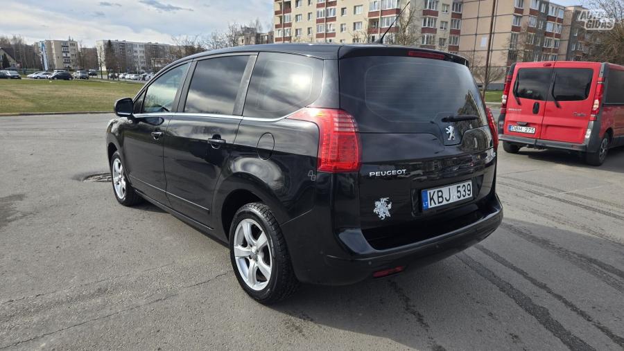 Black Peugeot 5008 2010 in Panevezys, with an engine capacity of 1.60 L and mileage of 193 thousand km for 2900 €, photo 5 on AUTOMOTO.COM.LV