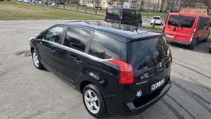 Black Peugeot 5008 2010 in Panevezys, with an engine capacity of 1.60 L and mileage of 193 thousand km for 2900 €, photo 13 on AUTOMOTO.COM.LV