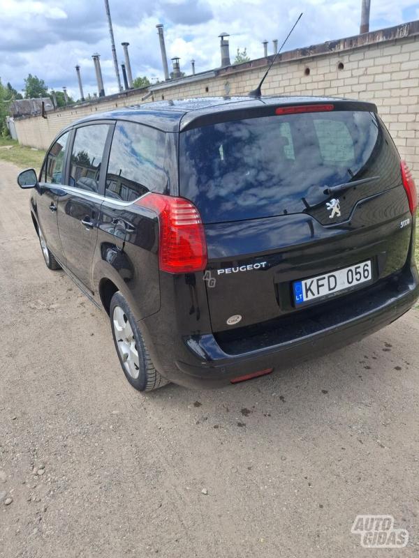 Melns Peugeot 5008 2010 Viļņa, ar dzinēja tilpumu 2.00 L un nobraukumu 282 tūkst. km par 2950 €, foto 3 vietnē AUTOMOTO.COM.LV