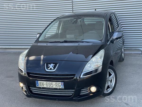 Melns Peugeot 5008 2010 Rīga, ar dzinēja tilpumu 2.00 L un nobraukumu 260 tūkst. km par 4350 €, foto 1 vietnē AUTOMOTO.COM.LV
