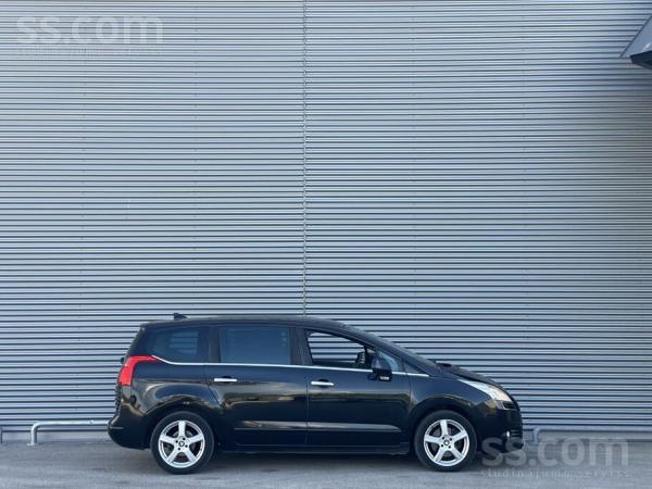Melns Peugeot 5008 2010 Rīga, ar dzinēja tilpumu 2.00 L un nobraukumu 260 tūkst. km par 4350 €, foto 5 vietnē AUTOMOTO.COM.LV
