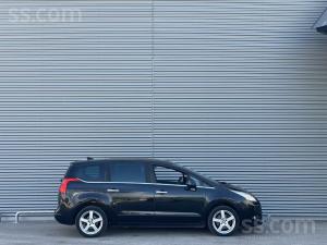 Melns Peugeot 5008 2010 Rīga, ar dzinēja tilpumu 2.00 L un nobraukumu 260 tūkst. km par 4350 €, foto 6 vietnē AUTOMOTO.COM.LV