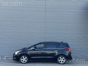 Melns Peugeot 5008 2010 Rīga, ar dzinēja tilpumu 2.00 L un nobraukumu 260 tūkst. km par 4350 €, foto 7 vietnē AUTOMOTO.COM.LV
