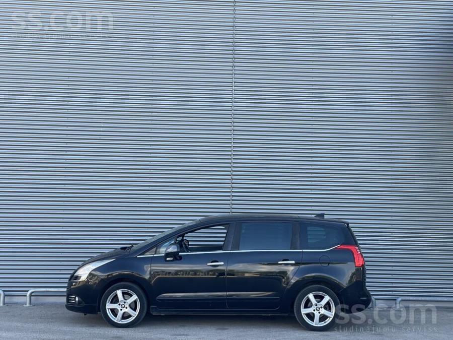 Melns Peugeot 5008 2010 Rīga, ar dzinēja tilpumu 2.00 L un nobraukumu 260 tūkst. km par 4350 €, foto 7 vietnē AUTOMOTO.COM.LV