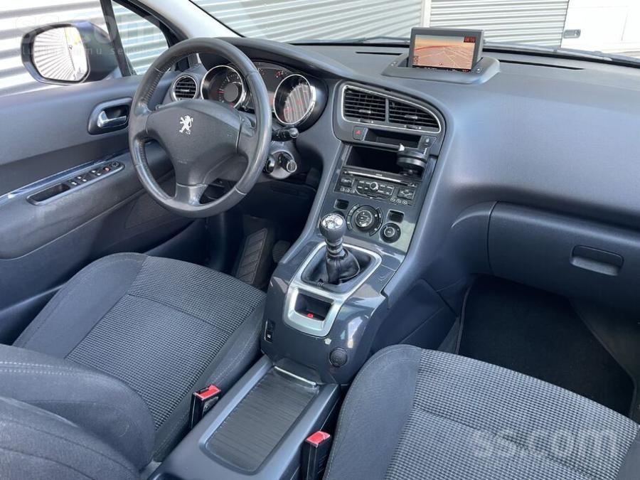 Melns Peugeot 5008 2010 Rīga, ar dzinēja tilpumu 2.00 L un nobraukumu 260 tūkst. km par 4350 €, foto 13 vietnē AUTOMOTO.COM.LV