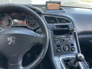 Melns Peugeot 5008 2010 Rīga, ar dzinēja tilpumu 2.00 L un nobraukumu 260 tūkst. km par 4350 €, foto 15 vietnē AUTOMOTO.COM.LV
