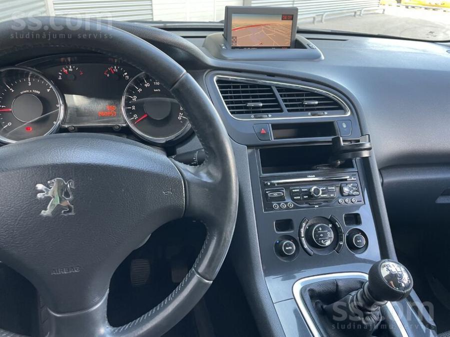 Melns Peugeot 5008 2010 Rīga, ar dzinēja tilpumu 2.00 L un nobraukumu 260 tūkst. km par 4350 €, foto 15 vietnē AUTOMOTO.COM.LV