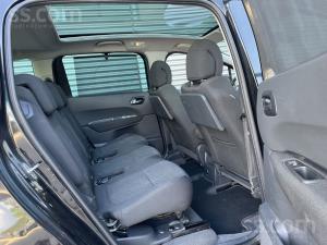 Melns Peugeot 5008 2010 Rīga, ar dzinēja tilpumu 2.00 L un nobraukumu 260 tūkst. km par 4350 €, foto 20 vietnē AUTOMOTO.COM.LV