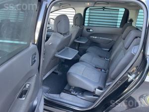 Melns Peugeot 5008 2010 Rīga, ar dzinēja tilpumu 2.00 L un nobraukumu 260 tūkst. km par 4350 €, foto 22 vietnē AUTOMOTO.COM.LV