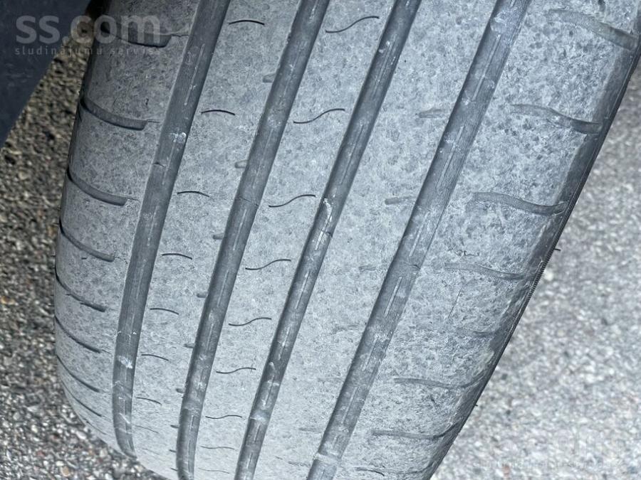Melns Peugeot 5008 2010 Rīga, ar dzinēja tilpumu 2.00 L un nobraukumu 260 tūkst. km par 4350 €, foto 28 vietnē AUTOMOTO.COM.LV