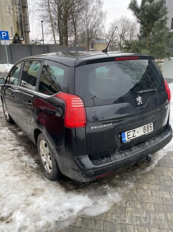 Melns Peugeot 5008 2010 Rīga, ar dzinēja tilpumu 2.00 L un nobraukumu 343 tūkst. km par 3500 €, foto 2 vietnē AUTOMOTO.COM.LV