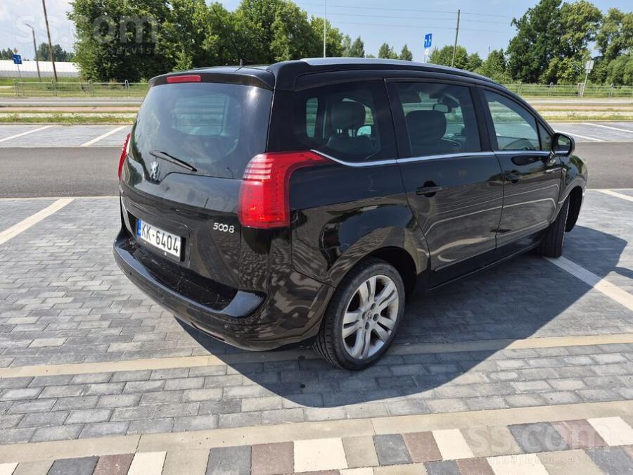 Melns Peugeot 5008 2010 Jelgava, ar dzinēja tilpumu 1.60 L un nobraukumu 363 tūkst. km par 8000 €, foto 5 vietnē AUTOMOTO.COM.LV