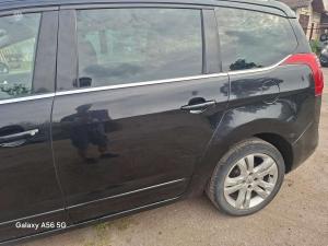 Melns Peugeot 5008 2010 Pasvalys, ar dzinēja tilpumu 1.60 L un nobraukumu 0 tūkst. km par 2850 €, foto 3 vietnē AUTOMOTO.COM.LV