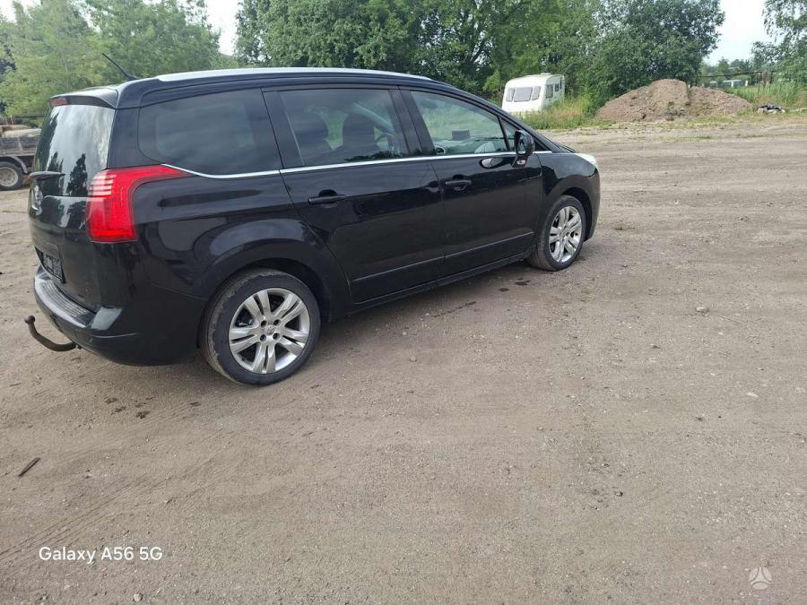 Melns Peugeot 5008 2010 Pasvalys, ar dzinēja tilpumu 1.60 L un nobraukumu 0 tūkst. km par 2850 €, foto 11 vietnē AUTOMOTO.COM.LV