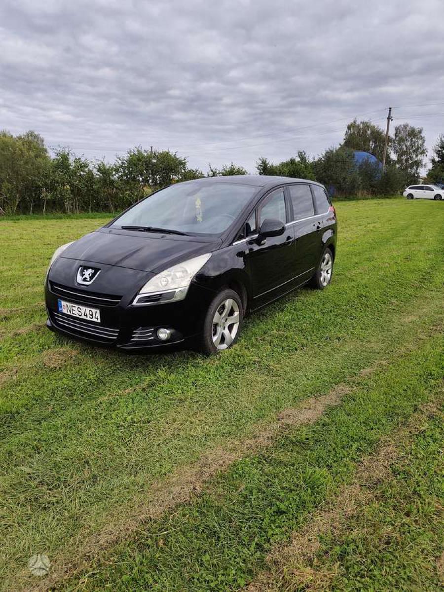 Black Peugeot 5008 2010 in Vilnius, with an engine capacity of 1.60 L and mileage of 218 thousand km for 2700 €, photo 1 on AUTOMOTO.COM.LV