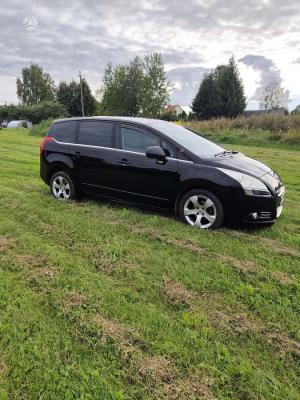 Black Peugeot 5008 2010 in Vilnius, with an engine capacity of 1.60 L and mileage of 218 thousand km for 2700 €, photo 5 on AUTOMOTO.COM.LV