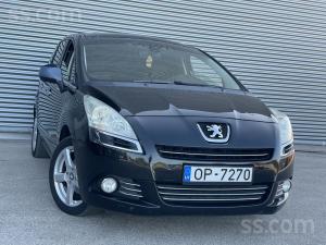 Black Peugeot 5008 2010 in Riga, with an engine capacity of 2.00 L and mileage of 263 thousand km for 4750 €, photo 3 on AUTOMOTO.COM.LV