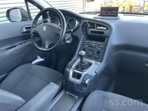 Black Peugeot 5008 2010 in Riga, with an engine capacity of 2.00 L and mileage of 263 thousand km for 4750 €, photo 14 on AUTOMOTO.COM.LV