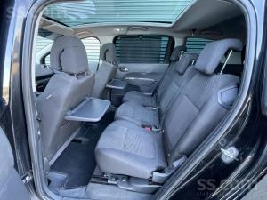 Black Peugeot 5008 2010 in Riga, with an engine capacity of 2.00 L and mileage of 263 thousand km for 4750 €, photo 19 on AUTOMOTO.COM.LV