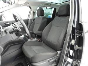 Melns Peugeot 5008 2011 Rīga, ar dzinēja tilpumu 1.60 L un nobraukumu 304 tūkst. km par 5790 €, foto 9 vietnē AUTOMOTO.COM.LV
