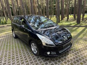 Черный Пежо 5008 2011 в Каунас, объемом двигателя 2.00 л и пробегом 299 тыс. км за 3999 €, фото 3 на AUTOMOTO.COM.LV