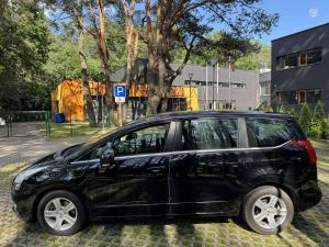 Melns Peugeot 5008 2011 Kauņa, ar dzinēja tilpumu 2.00 L un nobraukumu 299 tūkst. km par 3999 €, foto 20 vietnē AUTOMOTO.COM.LV