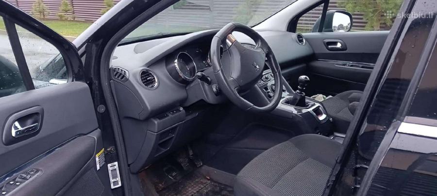 Melns Peugeot 5008 2011 Panevēža, ar dzinēja tilpumu 2.00 L un nobraukumu 280 tūkst. km par 1850 €, foto 3 vietnē AUTOMOTO.COM.LV