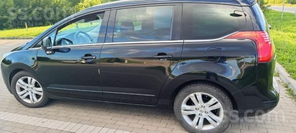 Melns Peugeot 5008 2011 Daugavpils, ar dzinēja tilpumu 2.00 L un nobraukumu 296 tūkst. km par 4000 €, foto 1 vietnē AUTOMOTO.COM.LV