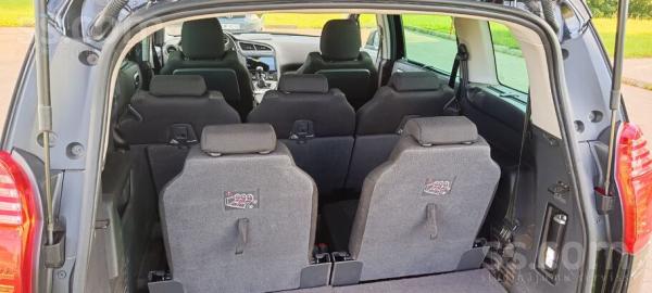 Melns Peugeot 5008 2011 Daugavpils, ar dzinēja tilpumu 2.00 L un nobraukumu 296 tūkst. km par 4000 €, foto 5 vietnē AUTOMOTO.COM.LV