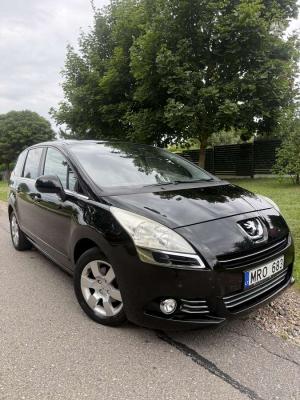 Melns Peugeot 5008 2011 Viļņa, ar dzinēja tilpumu 1.60 L un nobraukumu 174 tūkst. km par 2950 €, foto 3 vietnē AUTOMOTO.COM.LV