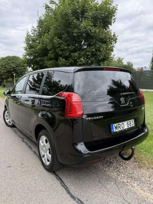 Melns Peugeot 5008 2011 Viļņa, ar dzinēja tilpumu 1.60 L un nobraukumu 174 tūkst. km par 2950 €, foto 7 vietnē AUTOMOTO.COM.LV