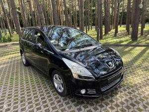 Melns Peugeot 5008 2011 Kauņa, ar dzinēja tilpumu 2.00 L un nobraukumu 299 tūkst. km par 4000 €, foto 3 vietnē AUTOMOTO.COM.LV
