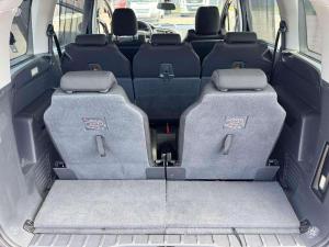 Melns Peugeot 5008 2011 Kauņa, ar dzinēja tilpumu 2.00 L un nobraukumu 299 tūkst. km par 4000 €, foto 13 vietnē AUTOMOTO.COM.LV
