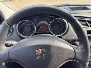 Melns Peugeot 5008 2011 Kauņa, ar dzinēja tilpumu 2.00 L un nobraukumu 299 tūkst. km par 4000 €, foto 16 vietnē AUTOMOTO.COM.LV