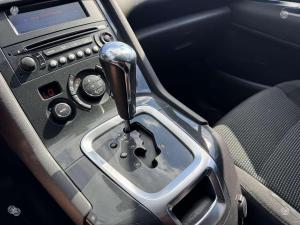 Melns Peugeot 5008 2011 Kauņa, ar dzinēja tilpumu 2.00 L un nobraukumu 299 tūkst. km par 4000 €, foto 18 vietnē AUTOMOTO.COM.LV