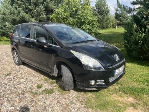 Melns Peugeot 5008 2011 Viļņa, ar dzinēja tilpumu 1.60 L un nobraukumu 339 tūkst. km par 1500 €, foto  vietnē AUTOMOTO.COM.LV