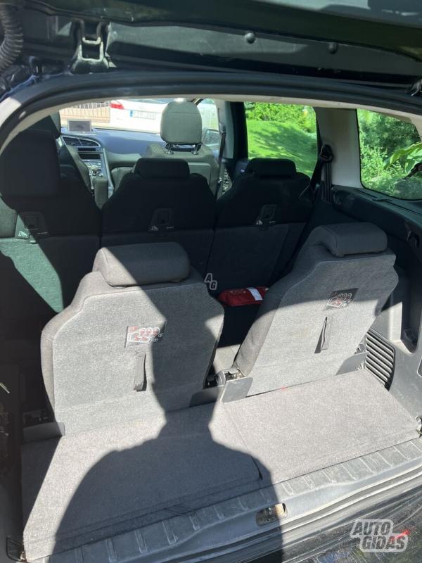 Melns Peugeot 5008 2011 Viļņa, ar dzinēja tilpumu 1.60 L un nobraukumu 339 tūkst. km par 1500 €, foto 9 vietnē AUTOMOTO.COM.LV