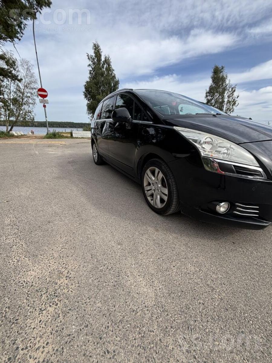 Melns Peugeot 5008 2011 Rīga, ar dzinēja tilpumu 1.60 L un nobraukumu 313 tūkst. km par 2700 €, foto 3 vietnē AUTOMOTO.COM.LV