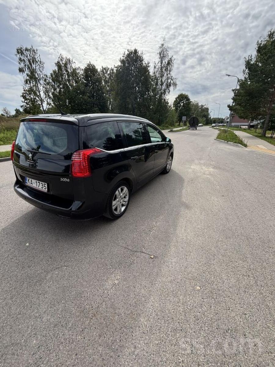 Melns Peugeot 5008 2011 Rīga, ar dzinēja tilpumu 1.60 L un nobraukumu 313 tūkst. km par 2700 €, foto 11 vietnē AUTOMOTO.COM.LV