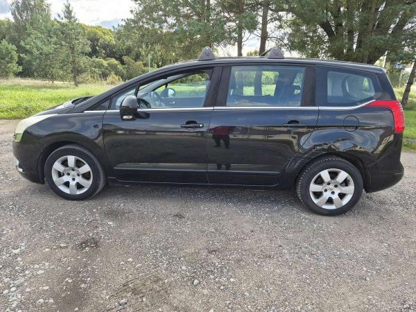 Peugeot 5008 2011 Tauragė vietnē Melns Peugeot 5008 2011 Tauragė, ar dzinēja tilpumu 1.56 L un nobraukumu 244 tūkst. km par 2000 €, foto 9 vietnē AUTOMOTO.COM.LV