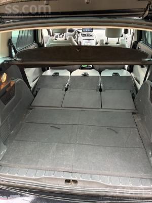 Melns Peugeot 5008 2011 Jelgava, ar dzinēja tilpumu 1.60 L un nobraukumu 244 tūkst. km par 4500 €, foto 4 vietnē AUTOMOTO.COM.LV