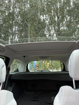 Melns Peugeot 5008 2011 Jelgava, ar dzinēja tilpumu 1.60 L un nobraukumu 244 tūkst. km par 4500 €, foto 10 vietnē AUTOMOTO.COM.LV
