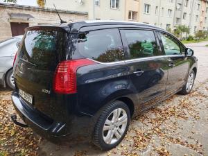 Melns Peugeot 5008 2011 Rīga, ar dzinēja tilpumu 2.00 L un nobraukumu 292 tūkst. km par 3900 €, foto 5 vietnē AUTOMOTO.COM.LV
