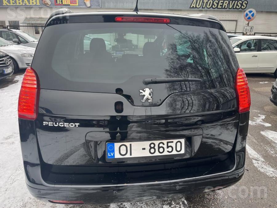 Melns Peugeot 5008 2012 Rīga, ar dzinēja tilpumu 2.00 L un nobraukumu 0 tūkst. km par 4990 €, foto 3 vietnē AUTOMOTO.COM.LV
